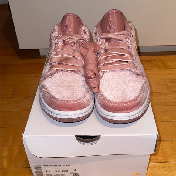 Jordan | Shoes | Nike Air Jordan Low Se Rust Pink And White | Poshmark